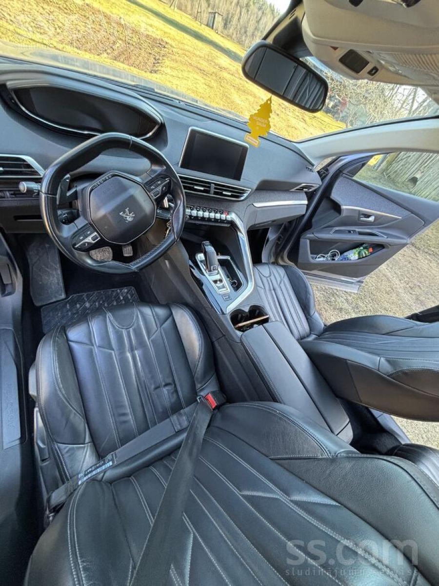 Grey Peugeot 3008 2018 in Jelgava, with an engine capacity of 1.50 L and mileage of 212 thousand km for 12000 €, photo 12 on AUTOMOTO.COM.LV
