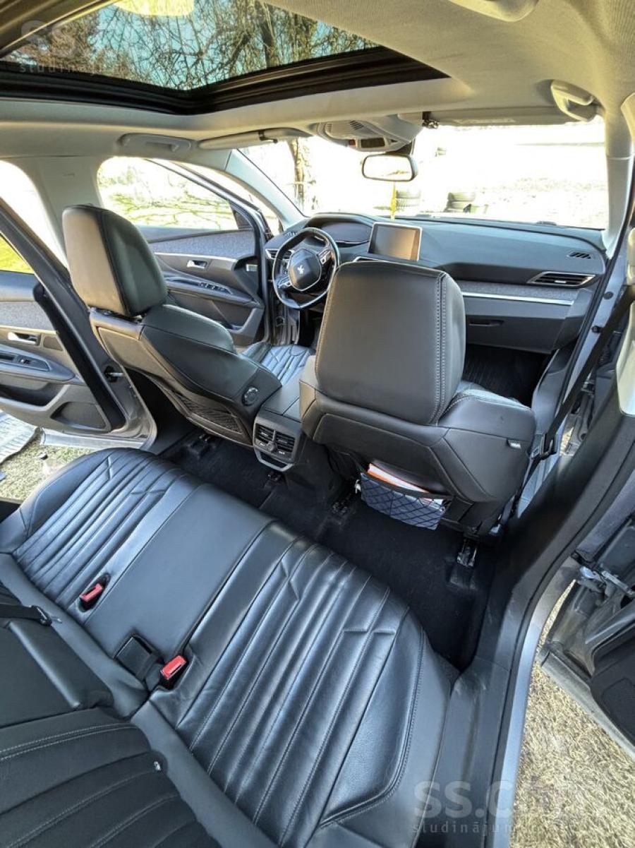 Grey Peugeot 3008 2018 in Jelgava, with an engine capacity of 1.50 L and mileage of 212 thousand km for 12000 €, photo 20 on AUTOMOTO.COM.LV