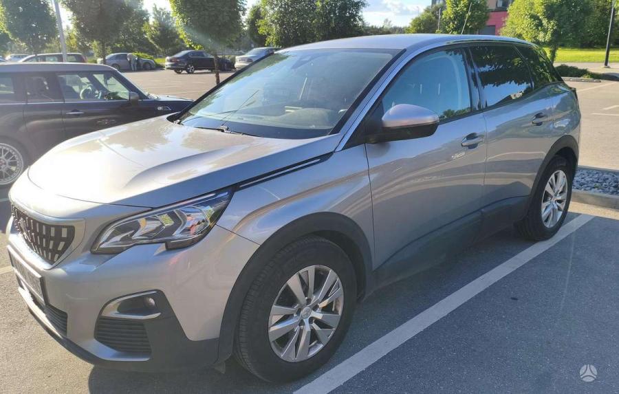 Grey Peugeot 3008 2018 in Vilnius, with an engine capacity of 1.20 L and mileage of 201 thousand km for 7700 €, photo 1 on AUTOMOTO.COM.LV
