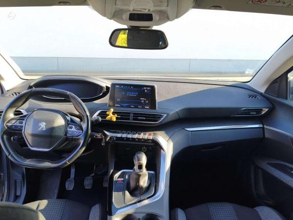 Pelēks Peugeot 3008 2018 Viļņa, ar dzinēja tilpumu 1.20 L un nobraukumu 201 tūkst. km par 7700 €, foto 5 vietnē AUTOMOTO.COM.LV