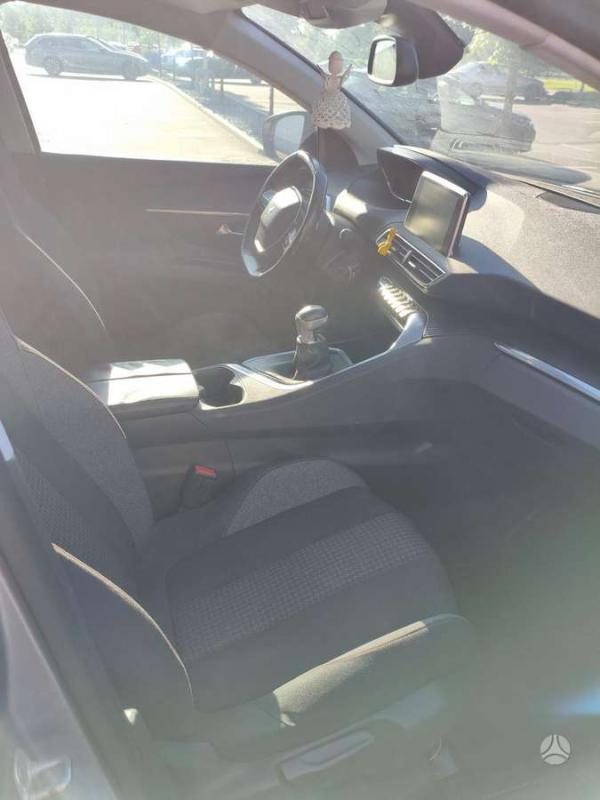 Pelēks Peugeot 3008 2018 Viļņa, ar dzinēja tilpumu 1.20 L un nobraukumu 201 tūkst. km par 7700 €, foto 8 vietnē AUTOMOTO.COM.LV