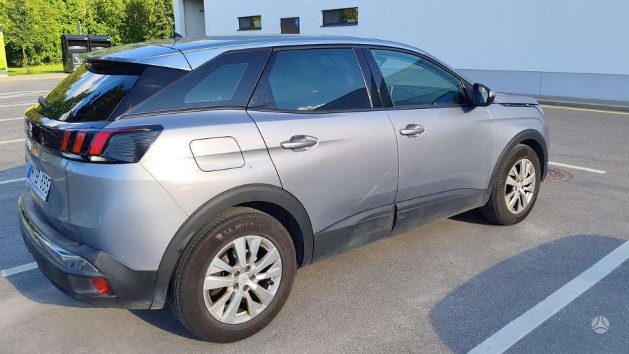Grey Peugeot 3008 2018 in Vilnius, with an engine capacity of 1.20 L and mileage of 201 thousand km for 7700 €, photo 12 on AUTOMOTO.COM.LV