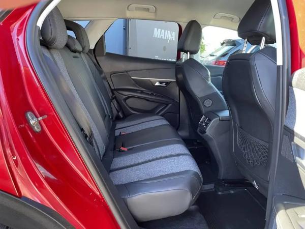 Pelēks Peugeot 3008 2018 Talsi, ar dzinēja tilpumu 1.60 L un nobraukumu 180 tūkst. km par 11400 €, foto 7 vietnē AUTOMOTO.COM.LV