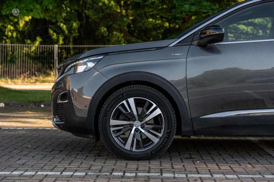Grey Peugeot 3008 2018 in Vilnius, with an engine capacity of 1.56 L and mileage of 218 thousand km for 11900 €, photo 8 on AUTOMOTO.COM.LV