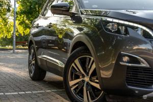Grey Peugeot 3008 2018 in Vilnius, with an engine capacity of 1.56 L and mileage of 218 thousand km for 11900 €, photo 13 on AUTOMOTO.COM.LV