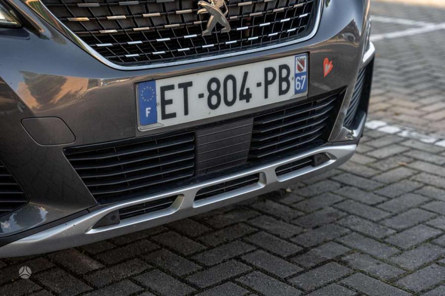 Grey Peugeot 3008 2018 in Vilnius, with an engine capacity of 1.56 L and mileage of 218 thousand km for 11900 €, photo 15 on AUTOMOTO.COM.LV