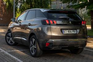 Grey Peugeot 3008 2018 in Vilnius, with an engine capacity of 1.56 L and mileage of 218 thousand km for 11900 €, photo 16 on AUTOMOTO.COM.LV