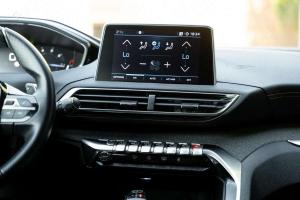 Grey Peugeot 3008 2018 in Vilnius, with an engine capacity of 1.56 L and mileage of 218 thousand km for 11900 €, photo 28 on AUTOMOTO.COM.LV