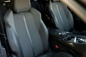 Grey Peugeot 3008 2018 in Vilnius, with an engine capacity of 1.56 L and mileage of 218 thousand km for 11900 €, photo 39 on AUTOMOTO.COM.LV