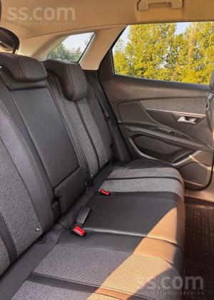 Grey Peugeot 3008 2018 in Riga, with an engine capacity of 1.60 L and mileage of 232 thousand km for 11600 €, photo 9 on AUTOMOTO.COM.LV