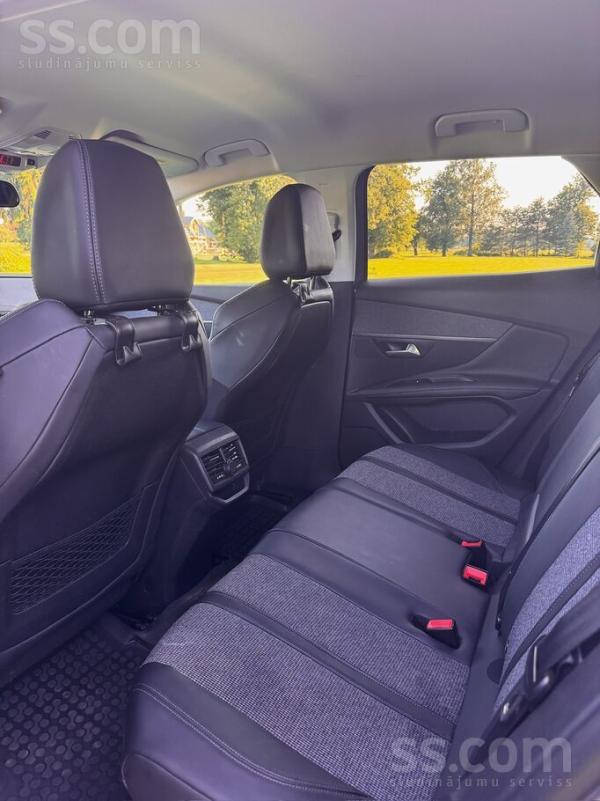 Pelēks Peugeot 3008 2018 Rīga, ar dzinēja tilpumu 1.60 L un nobraukumu 232 tūkst. km par 11600 €, foto 9 vietnē AUTOMOTO.COM.LV