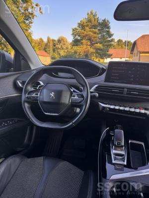 Grey Peugeot 3008 2018 in Riga, with an engine capacity of 1.60 L and mileage of 232 thousand km for 11600 €, photo 11 on AUTOMOTO.COM.LV