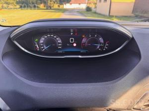 Grey Peugeot 3008 2018 in Riga, with an engine capacity of 1.60 L and mileage of 232 thousand km for 11600 €, photo 15 on AUTOMOTO.COM.LV
