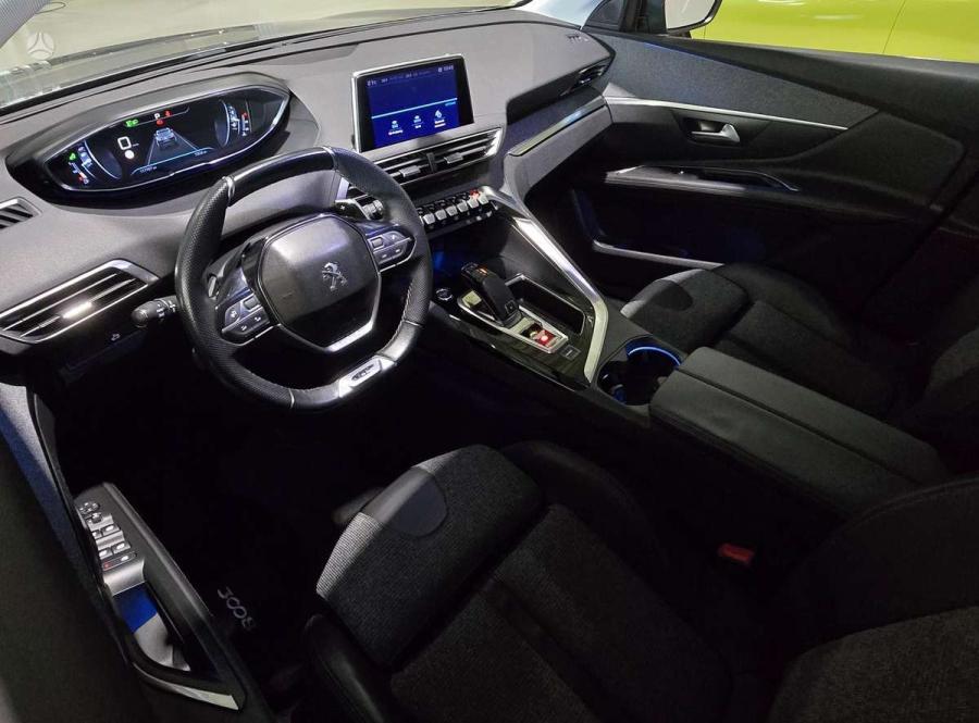Pelēks Peugeot 3008 2018 Šauļi, ar dzinēja tilpumu 1.20 L un nobraukumu 118 tūkst. km par 10900 €, foto 28 vietnē AUTOMOTO.COM.LV