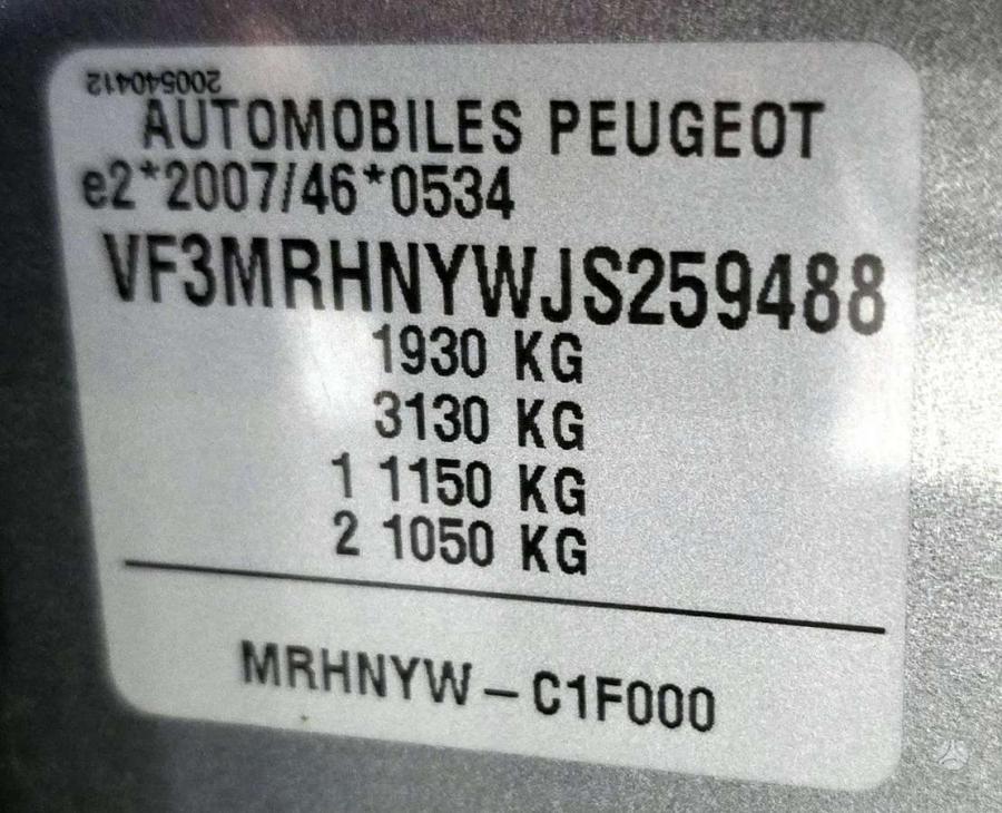 Pelēks Peugeot 3008 2018 Šauļi, ar dzinēja tilpumu 1.20 L un nobraukumu 118 tūkst. km par 10900 €, foto 29 vietnē AUTOMOTO.COM.LV