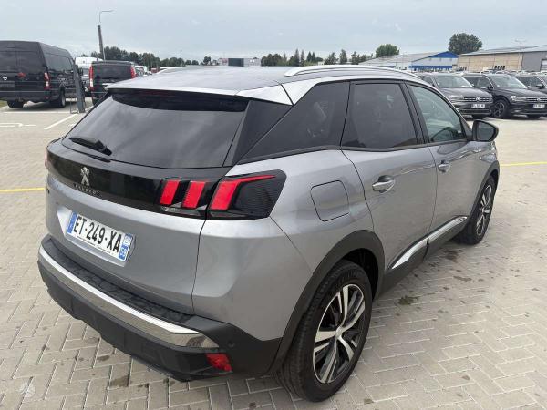 Grey Peugeot 3008 2018 in Vilnius, with an engine capacity of 1.56 L and mileage of 250 thousand km for 11600 €, photo 5 on AUTOMOTO.COM.LV