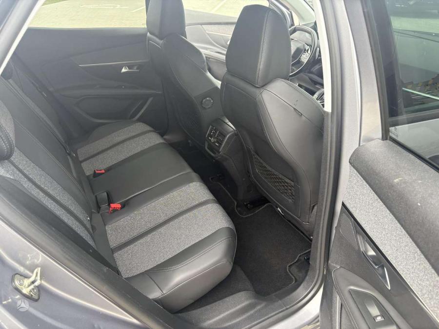 Pelēks Peugeot 3008 2018 Viļņa, ar dzinēja tilpumu 1.56 L un nobraukumu 250 tūkst. km par 11600 €, foto 24 vietnē AUTOMOTO.COM.LV