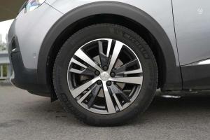Pelēks Peugeot 3008 2018 Viļņa, ar dzinēja tilpumu 1.50 L un nobraukumu 156 tūkst. km par 11500 €, foto 12 vietnē AUTOMOTO.COM.LV