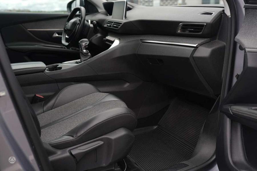 Pelēks Peugeot 3008 2018 Viļņa, ar dzinēja tilpumu 1.50 L un nobraukumu 156 tūkst. km par 11500 €, foto 17 vietnē AUTOMOTO.COM.LV