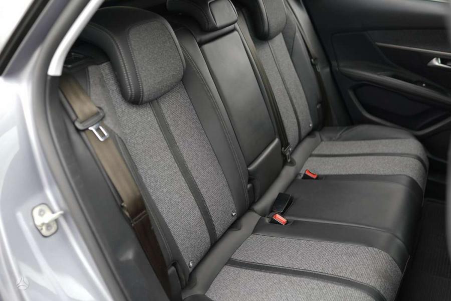 Pelēks Peugeot 3008 2018 Viļņa, ar dzinēja tilpumu 1.50 L un nobraukumu 156 tūkst. km par 11500 €, foto 18 vietnē AUTOMOTO.COM.LV