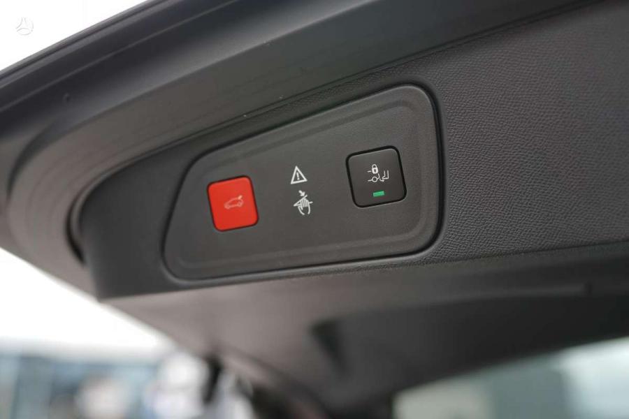 Pelēks Peugeot 3008 2018 Viļņa, ar dzinēja tilpumu 1.50 L un nobraukumu 156 tūkst. km par 11500 €, foto 20 vietnē AUTOMOTO.COM.LV