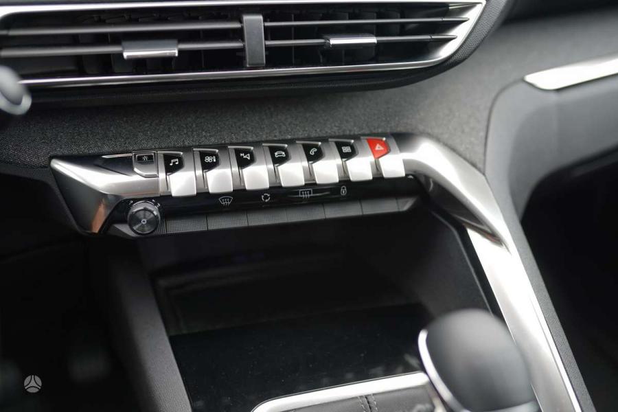 Pelēks Peugeot 3008 2018 Viļņa, ar dzinēja tilpumu 1.50 L un nobraukumu 156 tūkst. km par 11500 €, foto 36 vietnē AUTOMOTO.COM.LV