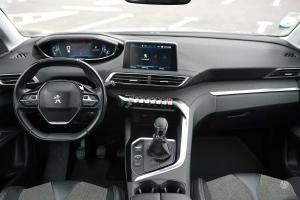Pelēks Peugeot 3008 2018 Viļņa, ar dzinēja tilpumu 1.50 L un nobraukumu 156 tūkst. km par 11200 €, foto 15 vietnē AUTOMOTO.COM.LV
