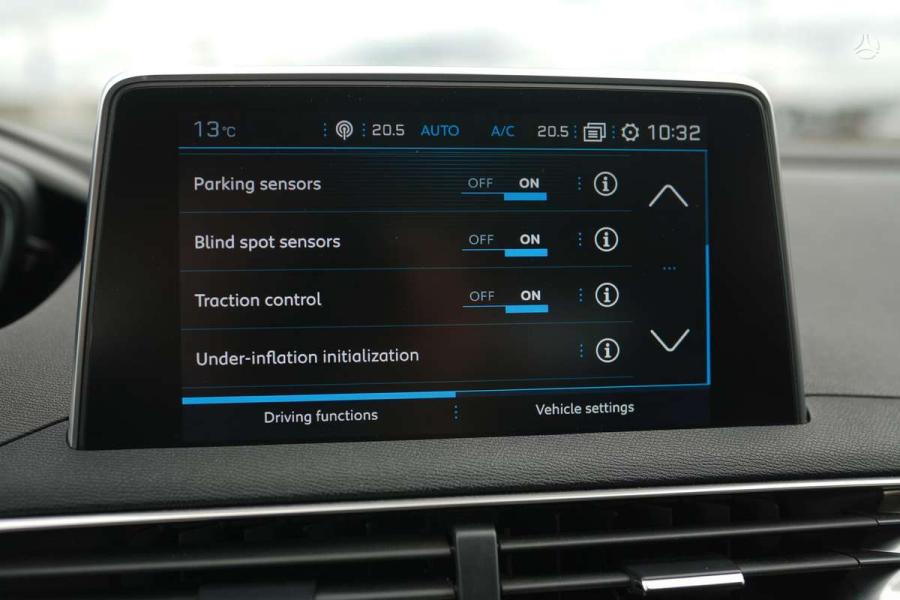 Pelēks Peugeot 3008 2018 Viļņa, ar dzinēja tilpumu 1.50 L un nobraukumu 156 tūkst. km par 11200 €, foto 31 vietnē AUTOMOTO.COM.LV