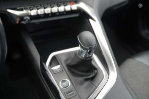 Pelēks Peugeot 3008 2018 Viļņa, ar dzinēja tilpumu 1.50 L un nobraukumu 156 tūkst. km par 11200 €, foto 36 vietnē AUTOMOTO.COM.LV