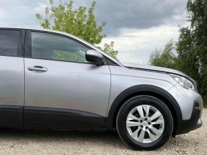 Grey Peugeot 3008 2018 in Siauliai, with an engine capacity of 1.50 L and mileage of 177 thousand km for 13750 €, photo 11 on AUTOMOTO.COM.LV
