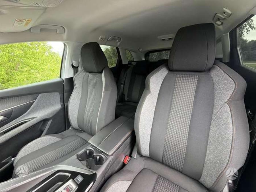 Grey Peugeot 3008 2018 in Siauliai, with an engine capacity of 1.50 L and mileage of 177 thousand km for 13750 €, photo 31 on AUTOMOTO.COM.LV
