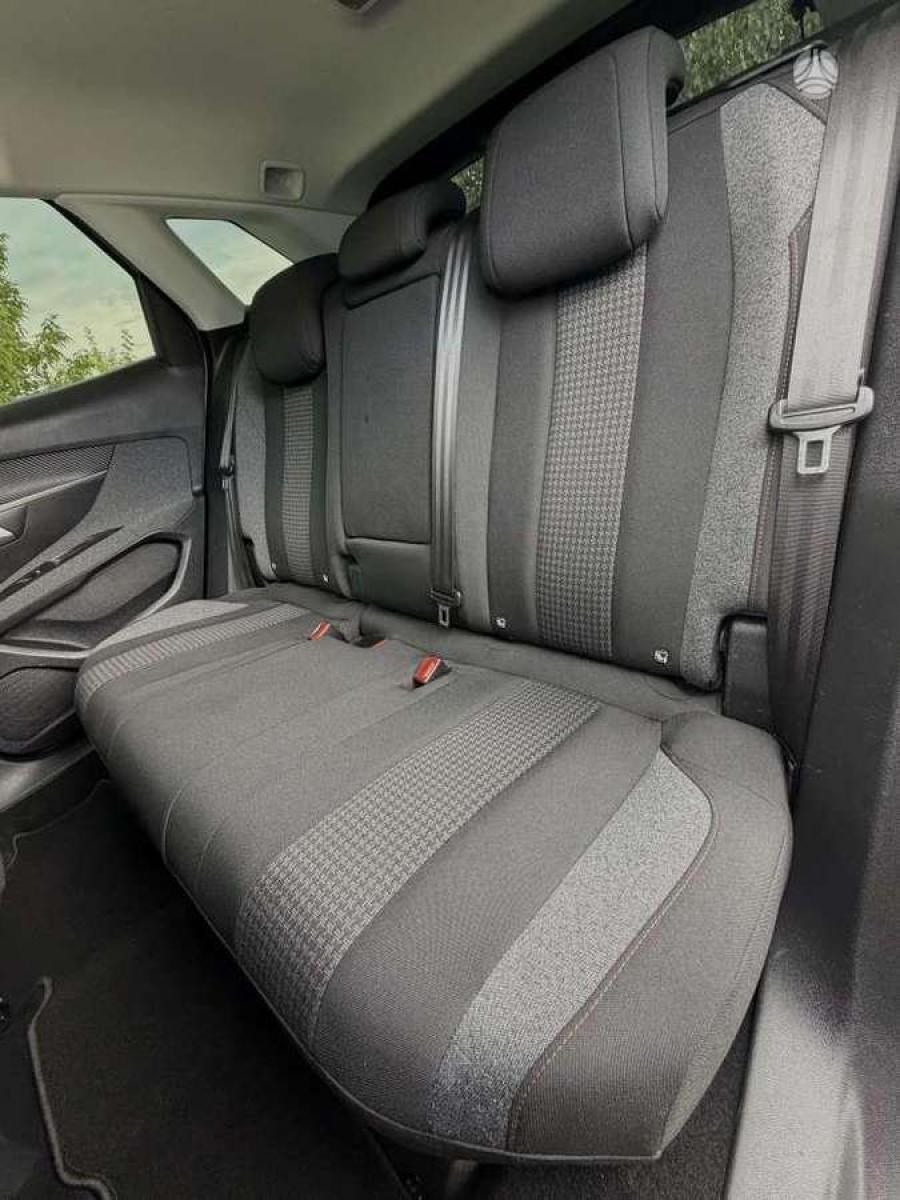 Grey Peugeot 3008 2018 in Siauliai, with an engine capacity of 1.50 L and mileage of 177 thousand km for 13750 €, photo 36 on AUTOMOTO.COM.LV