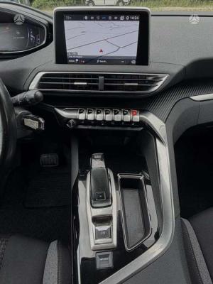 Grey Peugeot 3008 2018 in Siauliai, with an engine capacity of 1.50 L and mileage of 177 thousand km for 13750 €, photo 40 on AUTOMOTO.COM.LV