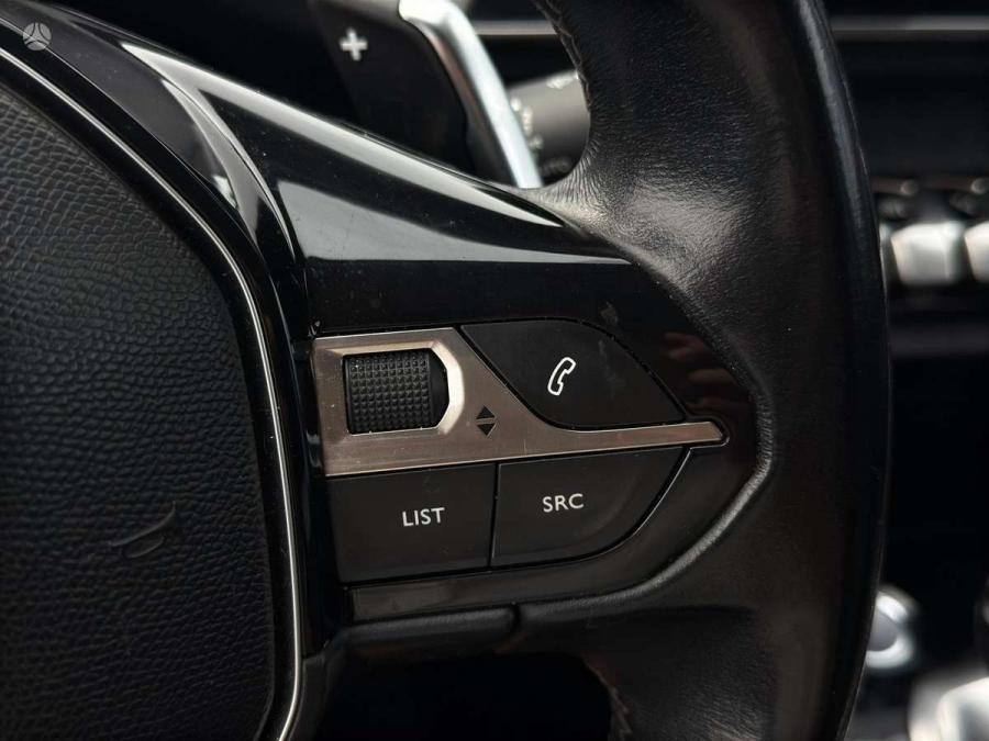 Grey Peugeot 3008 2018 in Kaunas, with an engine capacity of 1.50 L and mileage of 233 thousand km for 13499 €, photo 19 on AUTOMOTO.COM.LV