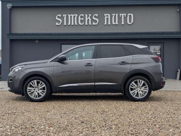 Grey Peugeot 3008 2018 in Taurage, with an engine capacity of 1.50 L and mileage of 210 thousand km for 10800 €, photo 6 on AUTOMOTO.COM.LV