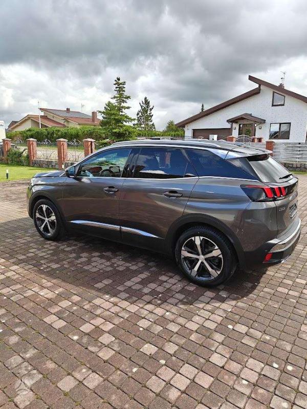 Grey Peugeot 3008 2018 in Gargzdai, with an engine capacity of 1.50 L and mileage of 140 thousand km for 13995 €, photo 6 on AUTOMOTO.COM.LV