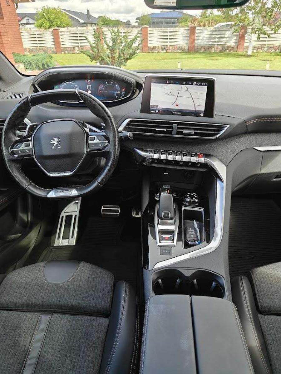 Grey Peugeot 3008 2018 in Gargzdai, with an engine capacity of 1.50 L and mileage of 140 thousand km for 13995 €, photo 10 on AUTOMOTO.COM.LV