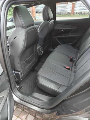 Grey Peugeot 3008 2018 in Gargzdai, with an engine capacity of 1.50 L and mileage of 140 thousand km for 13995 €, photo 13 on AUTOMOTO.COM.LV