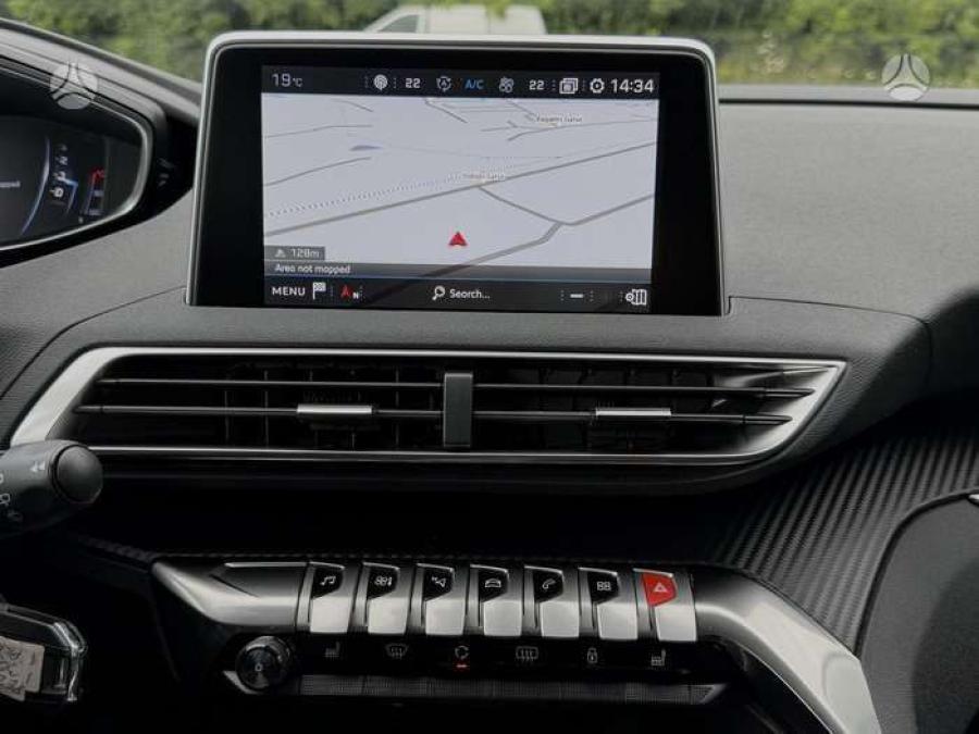 Pelēks Peugeot 3008 2018 Šauļi, ar dzinēja tilpumu 1.50 L un nobraukumu 177 tūkst. km par 13750 €, foto 42 vietnē AUTOMOTO.COM.LV