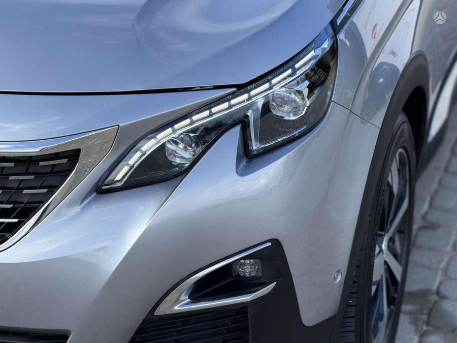 Grey Peugeot 3008 2018 in Taurage, with an engine capacity of 2.00 L and mileage of 182 thousand km for 11600 €, photo 8 on AUTOMOTO.COM.LV