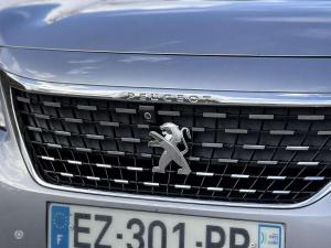 Grey Peugeot 3008 2018 in Taurage, with an engine capacity of 2.00 L and mileage of 182 thousand km for 11600 €, photo 9 on AUTOMOTO.COM.LV