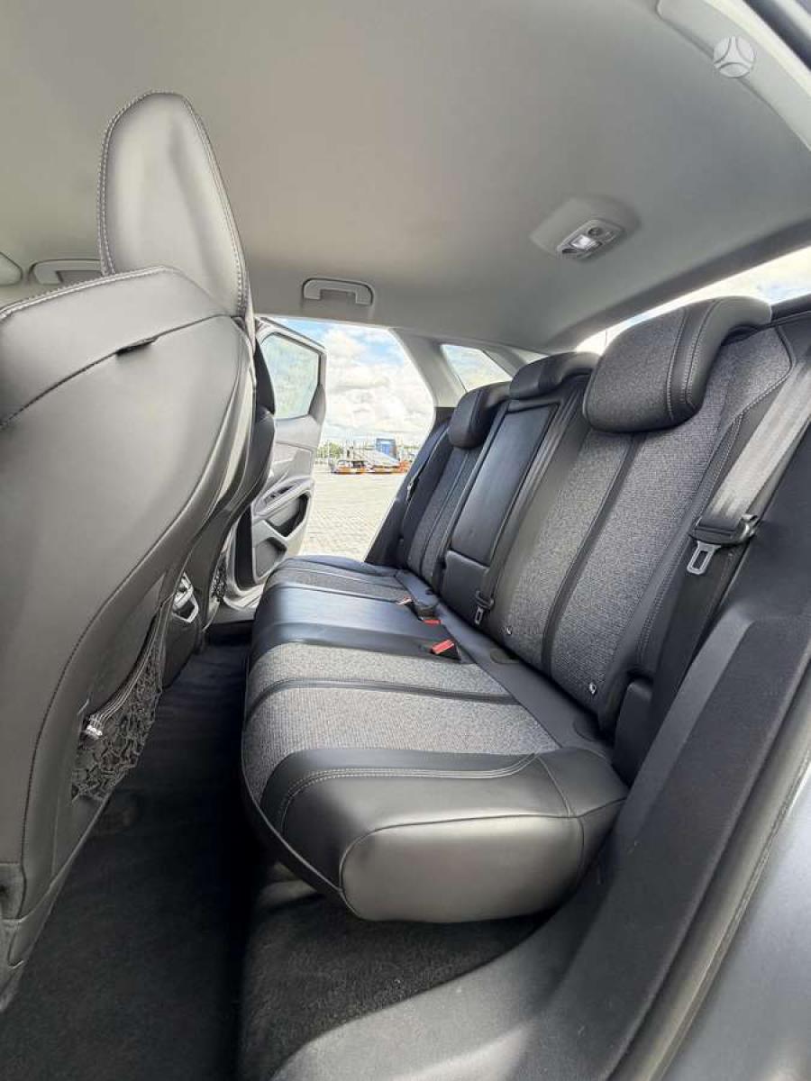 Grey Peugeot 3008 2018 in Taurage, with an engine capacity of 2.00 L and mileage of 182 thousand km for 11600 €, photo 40 on AUTOMOTO.COM.LV