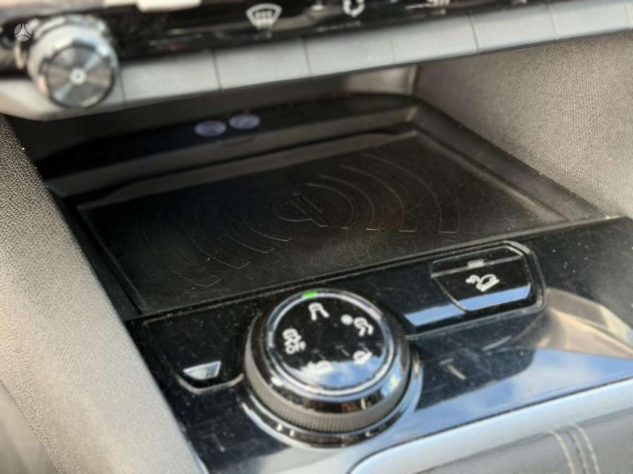 Grey Peugeot 3008 2018 in Taurage, with an engine capacity of 2.00 L and mileage of 182 thousand km for 11600 €, photo 53 on AUTOMOTO.COM.LV