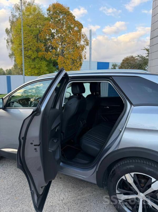 Grey Peugeot 3008 2018 in Riga, with an engine capacity of 1.20 L and mileage of 170 thousand km for 14000 €, photo 8 on AUTOMOTO.COM.LV