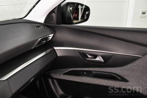 Grey Peugeot 3008 2018 in Riga, with an engine capacity of 1.60 L and mileage of 81 thousand km for 12390 €, photo 13 on AUTOMOTO.COM.LV