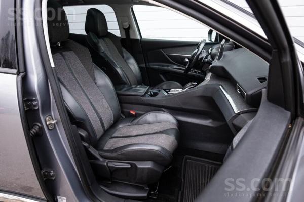 Grey Peugeot 3008 2018 in Riga, with an engine capacity of 1.20 L and mileage of 136 thousand km for 11950 €, photo 7 on AUTOMOTO.COM.LV