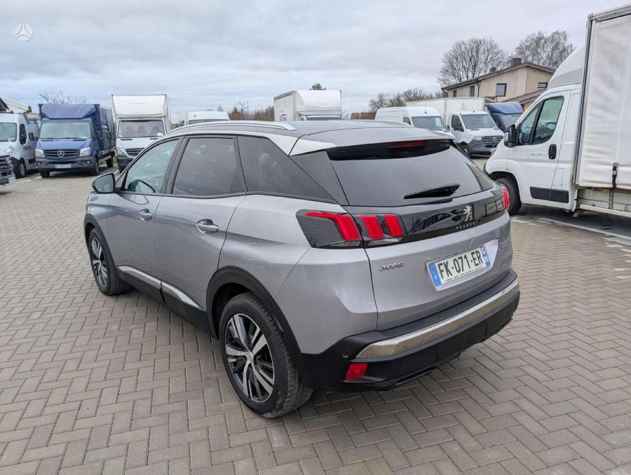 Grey Peugeot 3008 2019 in Taurage, with an engine capacity of 1.50 L and mileage of 164 thousand km for 12900 €, photo 7 on AUTOMOTO.COM.LV