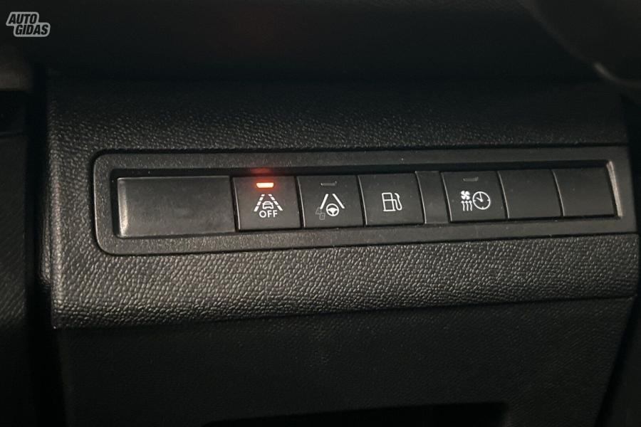 Grey Peugeot 3008 2019 in Kaunas, with an engine capacity of 0.00 L and mileage of 89 thousand km for 22644 €, photo 16 on AUTOMOTO.COM.LV