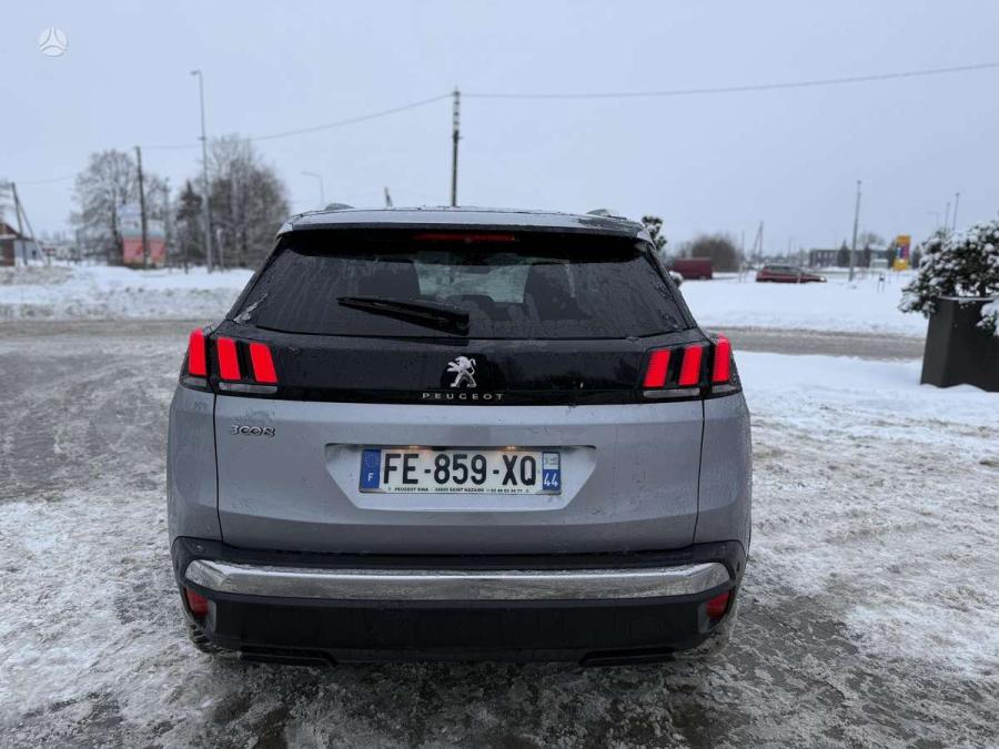Grey Peugeot 3008 2019 in Taurage, with an engine capacity of 1.20 L and mileage of 117 thousand km for 10500 €, photo 6 on AUTOMOTO.COM.LV