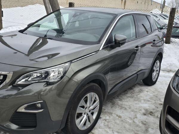 Grey Peugeot 3008 2019 in Taurage, with an engine capacity of 1.50 L and mileage of 230 thousand km for 8600 €, photo 4 on AUTOMOTO.COM.LV